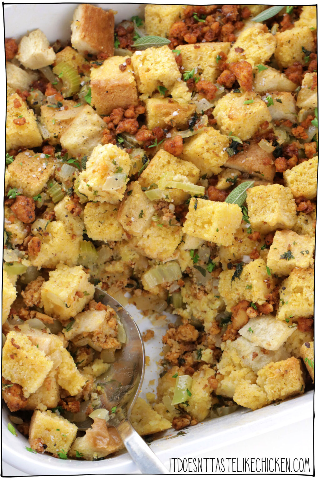 Vegan Cornbread Dressing • It Doesn't Taste Like Chicken