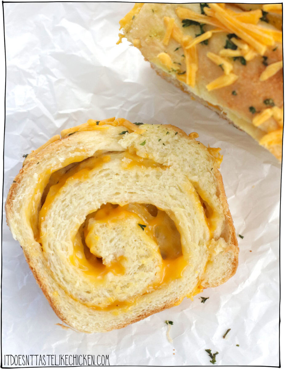 Vegan Cheese Bread • It Doesn't Taste Like Chicken
